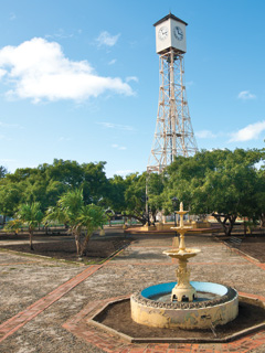 Un viaje a la criolla, Montecristi! - BOHIONEWS